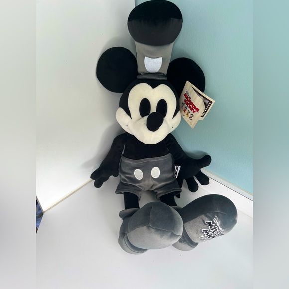 Disney | Toys | Disney Mickey Mouse 928 | Poshmark